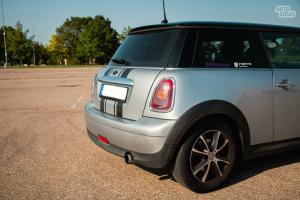 Pelēks MINI Cooper 2007 Kauņa, ar dzinēja tilpumu 1.60 L un nobraukumu 269 tūkst. km par 3000 €, foto 17 vietnē AUTOMOTO.COM.LV