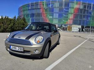 Grey MINI Cooper 2007 in Siauliai, with an engine capacity of 1.60 L and mileage of 164 thousand km for 1500 €, photo  on AUTOMOTO.COM.LV