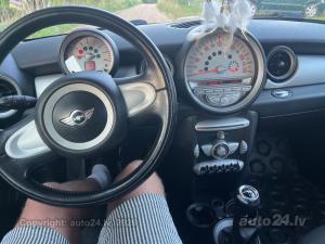 Grey MINI Cooper 2007 in Tallinn, with an engine capacity of 1.60 L and mileage of 178 thousand km for 1999 €, photo 7 on AUTOMOTO.COM.LV