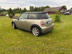 Pelēks MINI Cooper 2008 Tallina, ar dzinēja tilpumu 1.60 L un nobraukumu 153 tūkst. km par 3500 €, foto 4 vietnē AUTOMOTO.COM.LV