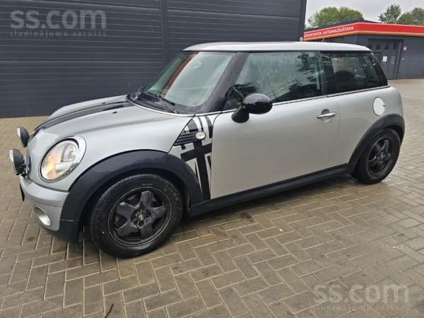 Pelēks MINI Cooper 2008 Rīga, ar dzinēja tilpumu 1.60 L un nobraukumu 268 tūkst. km par 1800 €, foto 1 vietnē AUTOMOTO.COM.LV