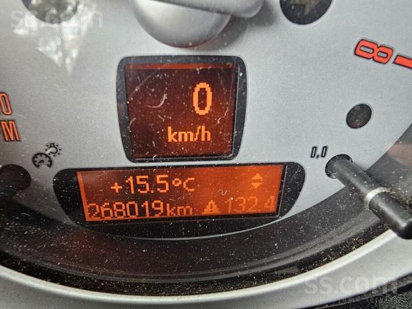 Pelēks MINI Cooper 2008 Rīga, ar dzinēja tilpumu 1.60 L un nobraukumu 268 tūkst. km par 1800 €, foto 9 vietnē AUTOMOTO.COM.LV