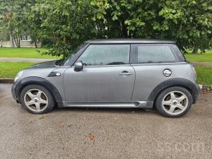 Grey MINI Cooper 2009 in Riga, with an engine capacity of 1.60 L and mileage of 200 thousand km for 1000 €, photo 3 on AUTOMOTO.COM.LV