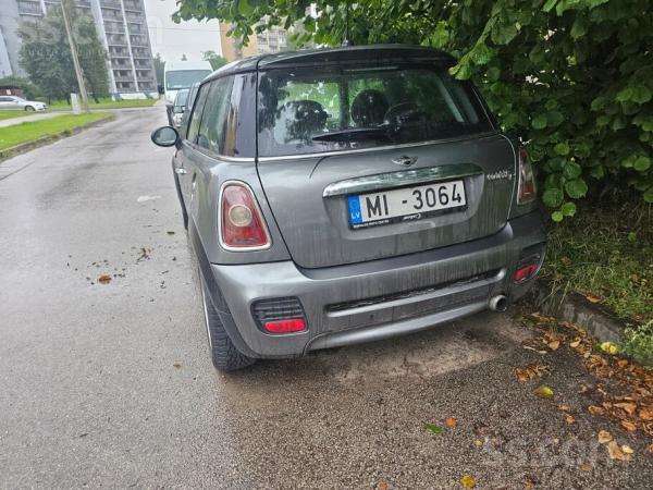 Pelēks MINI Cooper 2009 Rīga, ar dzinēja tilpumu 1.60 L un nobraukumu 200 tūkst. km par 1000 €, foto 3 vietnē AUTOMOTO.COM.LV