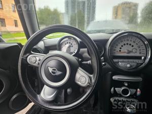 Grey MINI Cooper 2009 in Riga, with an engine capacity of 1.60 L and mileage of 200 thousand km for 1000 €, photo 5 on AUTOMOTO.COM.LV