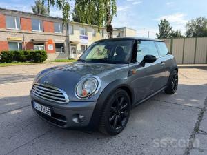 Pelēks MINI Cooper 2009 Rīga, ar dzinēja tilpumu 1.60 L un nobraukumu 232 tūkst. km par 2300 €, foto  vietnē AUTOMOTO.COM.LV