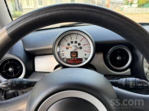Grey MINI Cooper 2009 in Riga, with an engine capacity of 1.60 L and mileage of 232 thousand km for 2300 €, photo 9 on AUTOMOTO.COM.LV