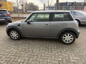Pelēks MINI Cooper 2010 Kauņa, ar dzinēja tilpumu 1.60 L un nobraukumu 150 tūkst. km par 1950 €, foto 8 vietnē AUTOMOTO.COM.LV