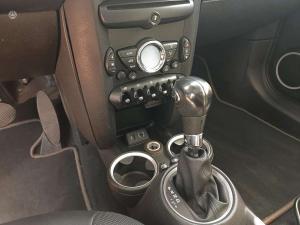 Grey MINI Cooper 2013 in Panevezys, with an engine capacity of 1.60 L and mileage of 124 thousand km for 3800 €, photo 11 on AUTOMOTO.COM.LV