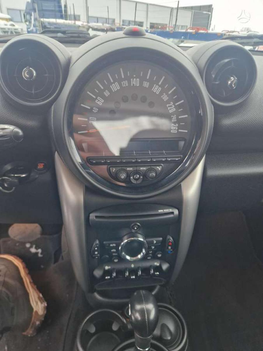 Grey MINI Cooper 2015 in Ukmerge, with an engine capacity of 2.00 L and mileage of 180 thousand km for 6850 €, photo 18 on AUTOMOTO.COM.LV