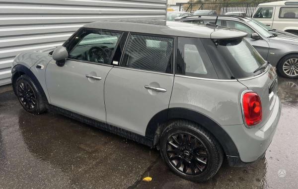 Pelēks MINI Cooper 2016 Tauragė, ar dzinēja tilpumu 1.50 L un nobraukumu 176 tūkst. km par 5800 €, foto 5 vietnē AUTOMOTO.COM.LV