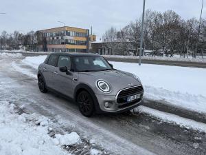Pelēks MINI Cooper 2017 Telšiai, ar dzinēja tilpumu 1.50 L un nobraukumu 57 tūkst. km par 12500 €, foto 8 vietnē AUTOMOTO.COM.LV
