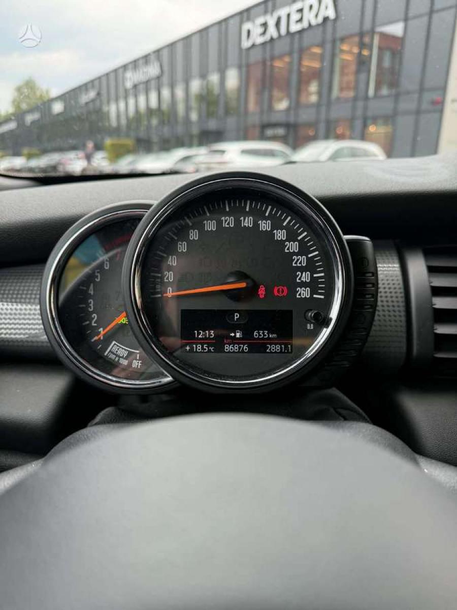 Grey MINI Cooper 2017 in Vilnius, with an engine capacity of 1.50 L and mileage of 87 thousand km for 9800 €, photo 12 on AUTOMOTO.COM.LV