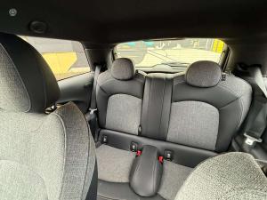Grey MINI Cooper 2017 in Vilnius, with an engine capacity of 1.50 L and mileage of 87 thousand km for 9800 €, photo 14 on AUTOMOTO.COM.LV