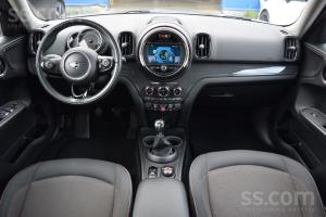 Grey MINI Cooper 2019 in Riga, with an engine capacity of 1.50 L and mileage of 100 thousand km for 11500 €, photo 5 on AUTOMOTO.COM.LV
