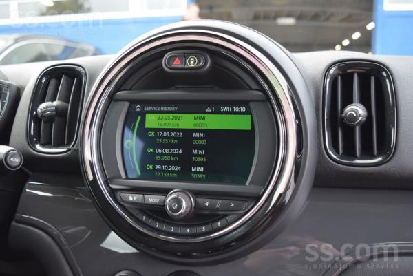 Grey MINI Cooper 2019 in Riga, with an engine capacity of 1.50 L and mileage of 100 thousand km for 11500 €, photo 8 on AUTOMOTO.COM.LV