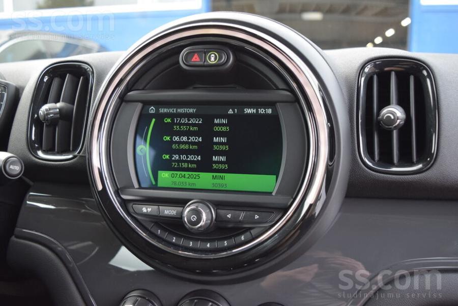 Grey MINI Cooper 2019 in Riga, with an engine capacity of 1.50 L and mileage of 100 thousand km for 11500 €, photo 9 on AUTOMOTO.COM.LV