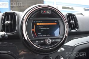 Grey MINI Cooper 2019 in Riga, with an engine capacity of 1.50 L and mileage of 100 thousand km for 11500 €, photo 10 on AUTOMOTO.COM.LV