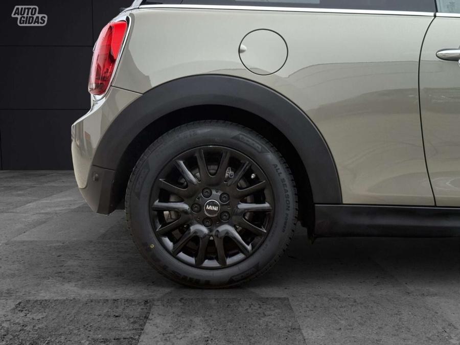 Grey MINI Cooper 2020 in Kaunas, with an engine capacity of 1.50 L and mileage of 57 thousand km for 21875 €, photo 11 on AUTOMOTO.COM.LV