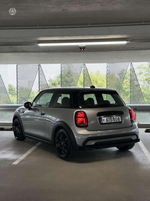 Pelēks MINI Cooper 2023 Viļņa, ar dzinēja tilpumu 1.50 L un nobraukumu 36 tūkst. km par 21200 €, foto 4 vietnē AUTOMOTO.COM.LV