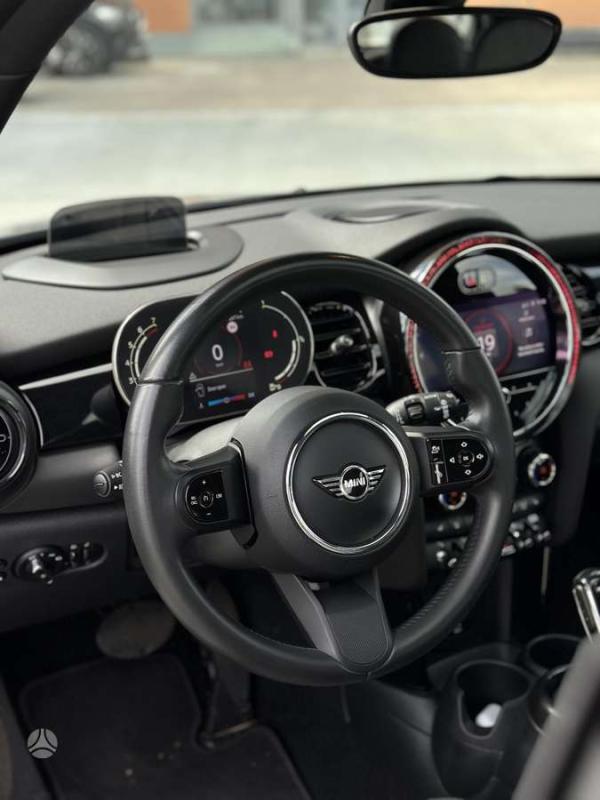 Pelēks MINI Cooper 2023 Viļņa, ar dzinēja tilpumu 1.50 L un nobraukumu 36 tūkst. km par 21200 €, foto 6 vietnē AUTOMOTO.COM.LV