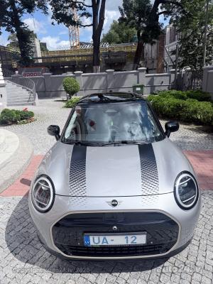 Grey MINI Cooper 2025 in Riga, with an engine capacity of 0.00 L and mileage of 7 thousand km for 28900 €, photo 3 on AUTOMOTO.COM.LV