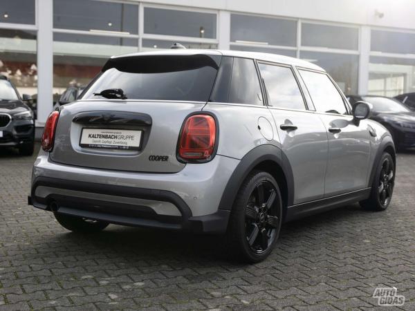 Grey MINI Cooper 2022 in Kaunas, with an engine capacity of 1.50 L and mileage of 59 thousand km for 27025 €, photo 5 on AUTOMOTO.COM.LV