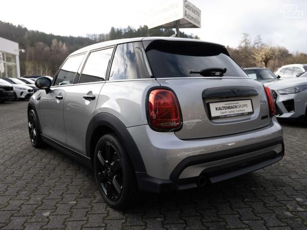 Grey MINI Cooper 2022 in Kaunas, with an engine capacity of 1.50 L and mileage of 59 thousand km for 27025 €, photo 7 on AUTOMOTO.COM.LV