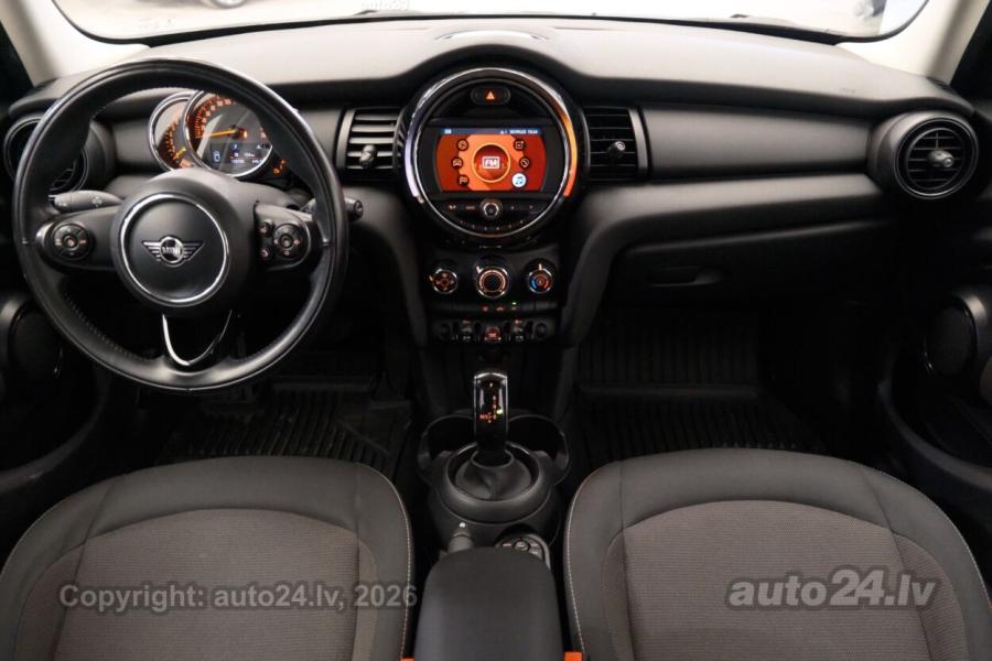 Pelēks MINI Cooper 2019 Tallina, ar dzinēja tilpumu 1.50 L un nobraukumu 139 tūkst. km par 13990 €, foto 6 vietnē AUTOMOTO.COM.LV
