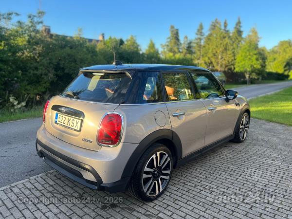Grey MINI Cooper 2021 in Tallinn, with an engine capacity of 1.50 L and mileage of 134 thousand km for 20500 €, photo 7 on AUTOMOTO.COM.LV