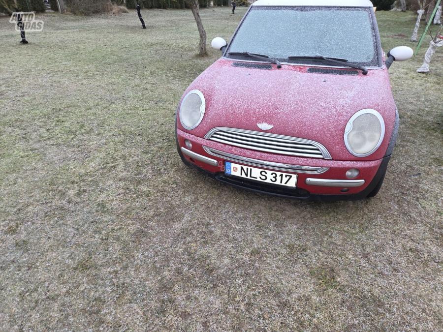 MINI Cooper 2001 in Utena, with an engine capacity of 1.60 L and mileage of 330 thousand km for 1000 €, photo 1 on AUTOMOTO.COM.LV