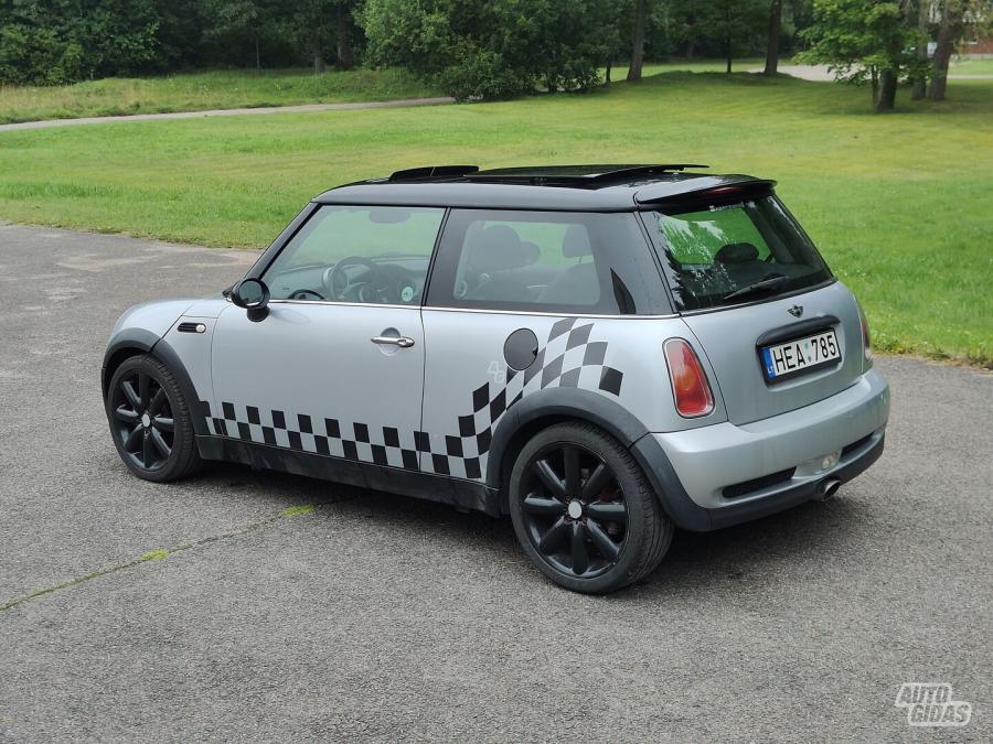 MINI Cooper 2002 Viļņa, ar dzinēja tilpumu 1.60 L un nobraukumu 346 tūkst. km par 1350 €, foto 3 vietnē AUTOMOTO.COM.LV