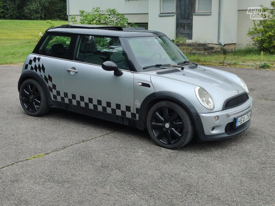 MINI Cooper 2002 Viļņa, ar dzinēja tilpumu 1.60 L un nobraukumu 346 tūkst. km par 1350 €, foto 5 vietnē AUTOMOTO.COM.LV