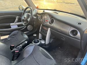 MINI Cooper 2004 Rīga, ar dzinēja tilpumu 1.60 L un nobraukumu 211 tūkst. km par 1900 €, foto 3 vietnē AUTOMOTO.COM.LV