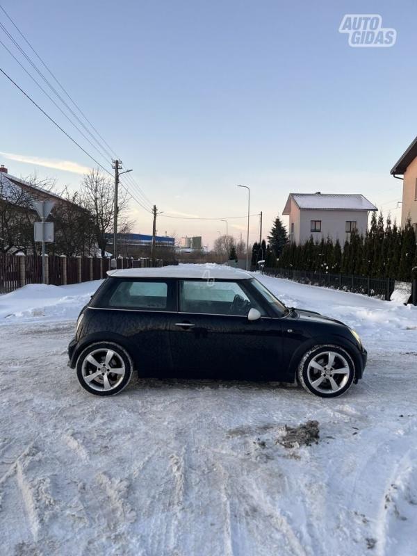 MINI Cooper 2004 in Klaipeda, with an engine capacity of 1.60 L and mileage of 290 thousand km for 1350 €, photo 5 on AUTOMOTO.COM.LV