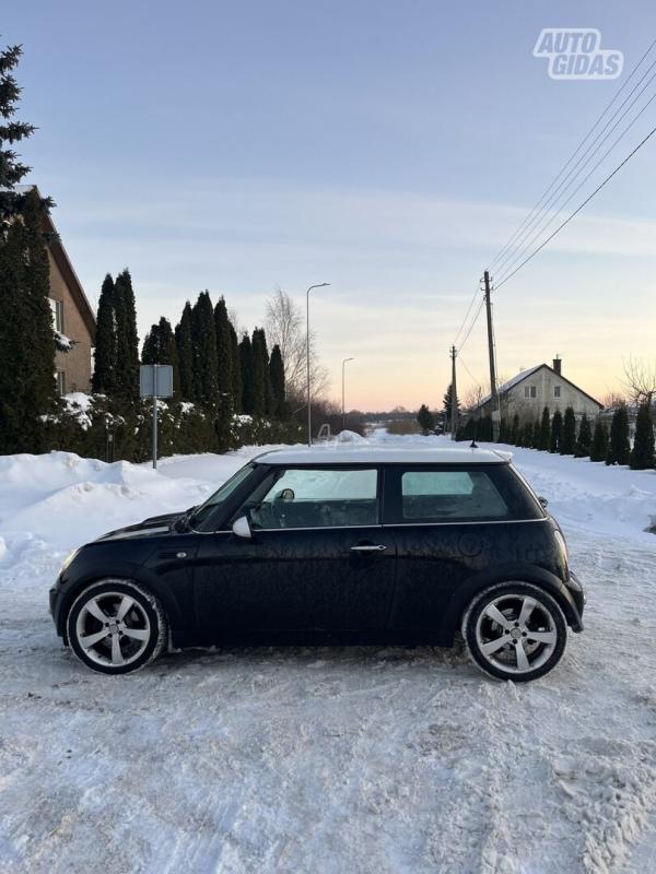 MINI Cooper 2004 in Klaipeda, with an engine capacity of 1.60 L and mileage of 290 thousand km for 1350 €, photo 6 on AUTOMOTO.COM.LV