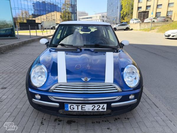 MINI Cooper 2004 in Vilnius, with an engine capacity of 1.60 L and mileage of 197 thousand km for 800 €, photo 3 on AUTOMOTO.COM.LV