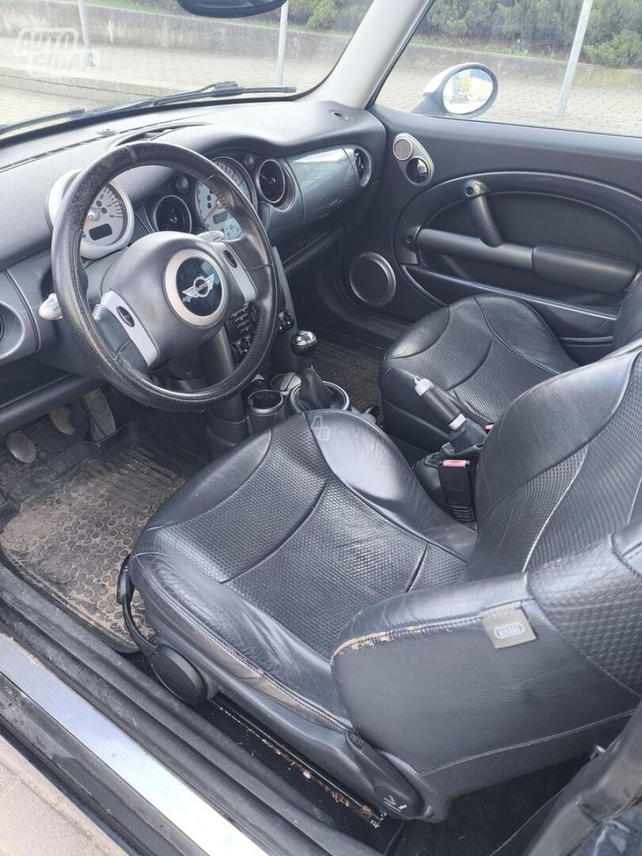 MINI Cooper 2004 in Vilnius, with an engine capacity of 1.60 L and mileage of 197 thousand km for 720 €, photo 10 on AUTOMOTO.COM.LV