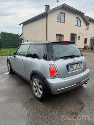 MINI Cooper 2005 Rīga, ar dzinēja tilpumu 1.60 L un nobraukumu 220 tūkst. km par 2700 €, foto 8 vietnē AUTOMOTO.COM.LV