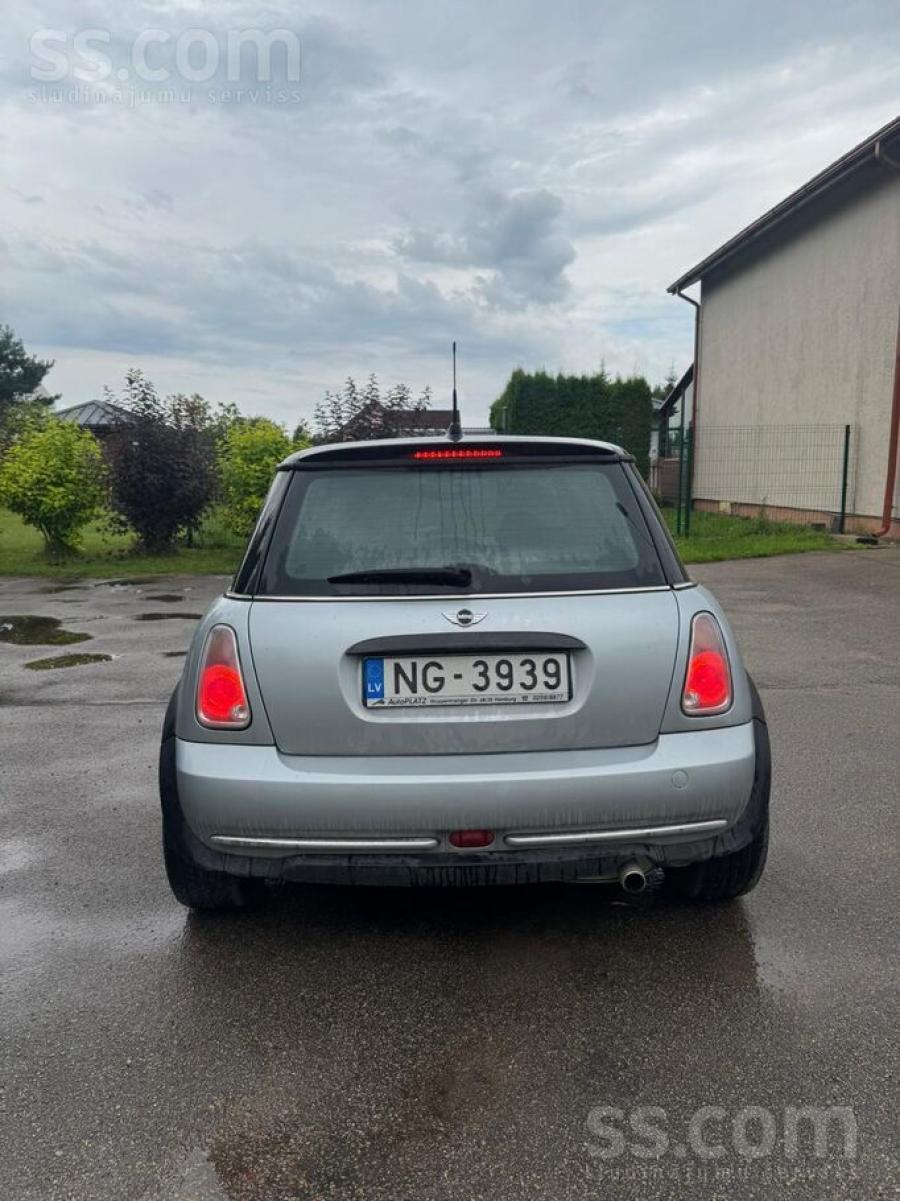 MINI Cooper 2005 Rīga, ar dzinēja tilpumu 1.60 L un nobraukumu 220 tūkst. km par 2700 €, foto 9 vietnē AUTOMOTO.COM.LV