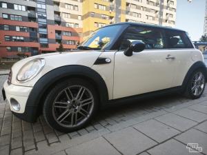 MINI Cooper 2007 in Vilnius, with an engine capacity of 1.60 L and mileage of 211 thousand km for 2100 €, photo 6 on AUTOMOTO.COM.LV