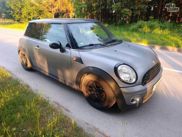 MINI Cooper 2007 in Klaipeda, with an engine capacity of 1.40 L and mileage of 187 thousand km for 750 €, photo 7 on AUTOMOTO.COM.LV