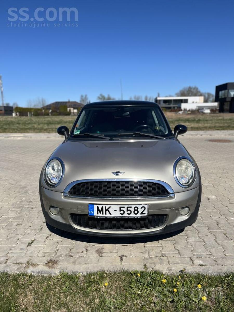 MINI Cooper 2007 in Riga, with an engine capacity of 1.60 L and mileage of 181 thousand km for 2400 €, photo 4 on AUTOMOTO.COM.LV