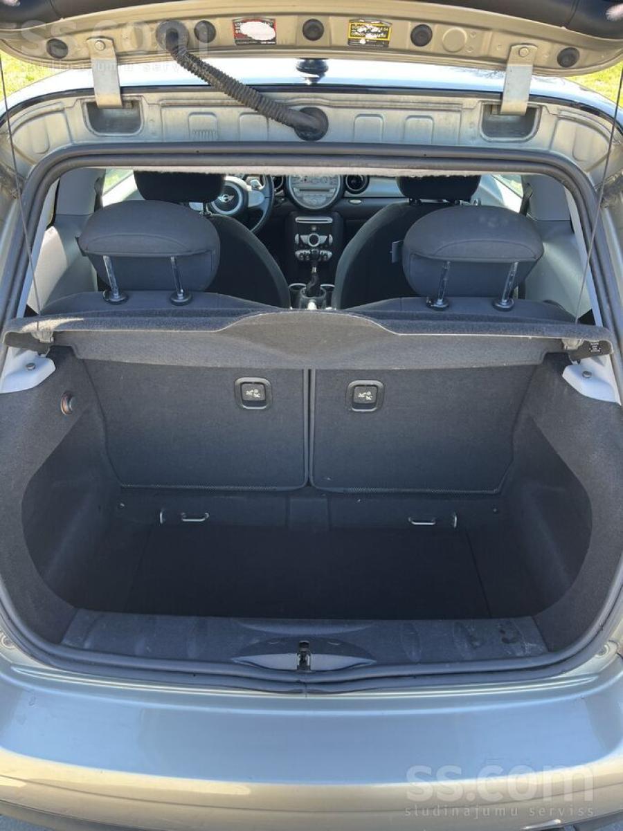 MINI Cooper 2007 in Riga, with an engine capacity of 1.60 L and mileage of 181 thousand km for 2400 €, photo 7 on AUTOMOTO.COM.LV