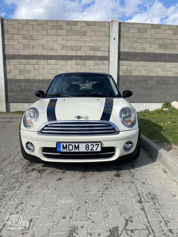 MINI Cooper 2008 in Vilnius, with an engine capacity of 1.60 L and mileage of 215 thousand km for 2500 €, photo 1 on AUTOMOTO.COM.LV