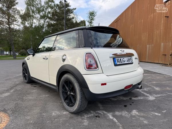 MINI Cooper 2008 in Klaipeda, with an engine capacity of 1.60 L and mileage of 330 thousand km for 3200 €, photo 3 on AUTOMOTO.COM.LV