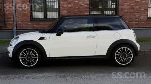 MINI Cooper 2008 in Riga, with an engine capacity of 1.60 L and mileage of 230 thousand km for 3390 €, photo 9 on AUTOMOTO.COM.LV