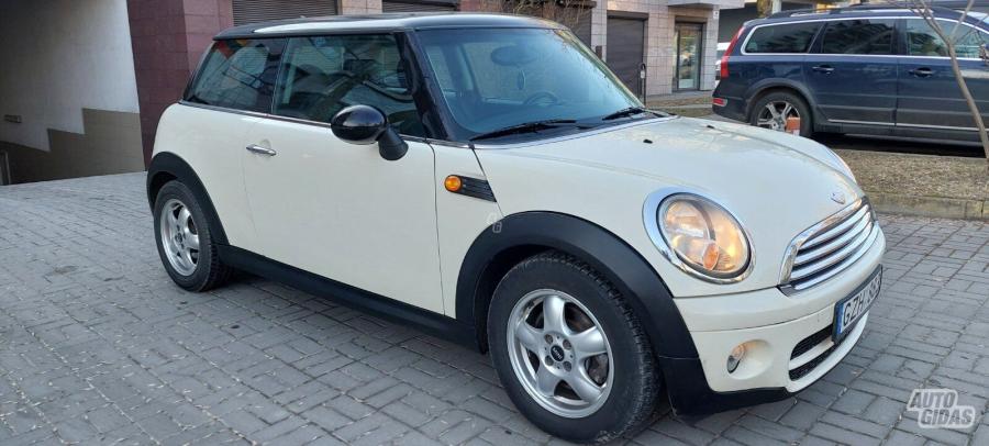 MINI Cooper 2009 Viļņa, ar dzinēja tilpumu 1.60 L un nobraukumu 287 tūkst. km par 2150 €, foto 1 vietnē AUTOMOTO.COM.LV