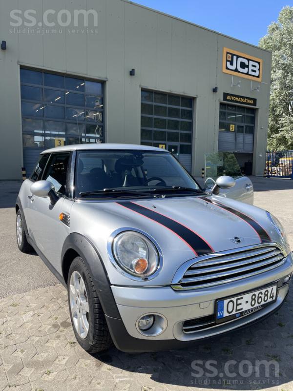MINI Cooper 2010 Rīga, ar dzinēja tilpumu 1.60 L un nobraukumu 126 tūkst. km par 3500 €, foto 1 vietnē AUTOMOTO.COM.LV