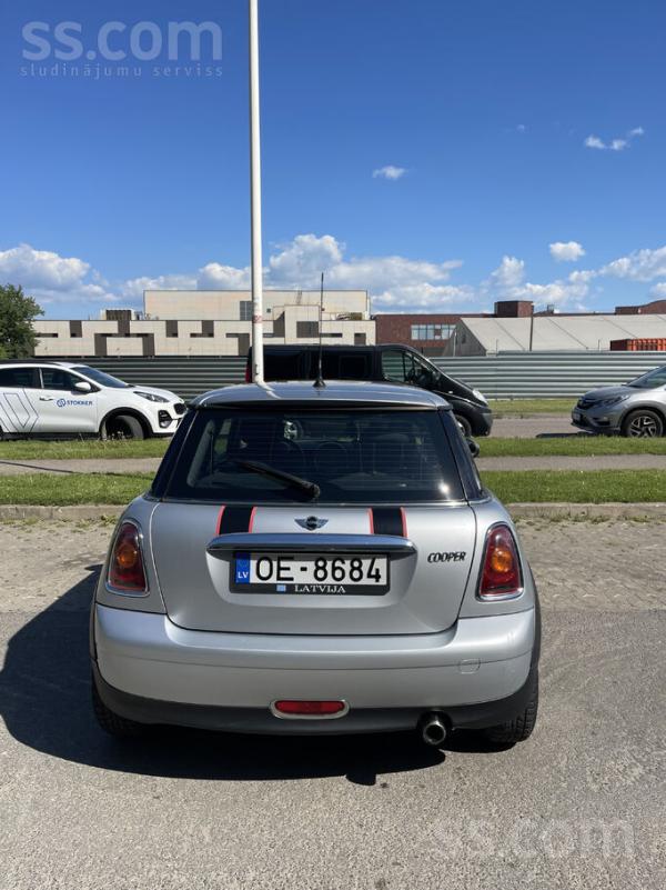 MINI Cooper 2010 Rīga, ar dzinēja tilpumu 1.60 L un nobraukumu 126 tūkst. km par 3500 €, foto 9 vietnē AUTOMOTO.COM.LV